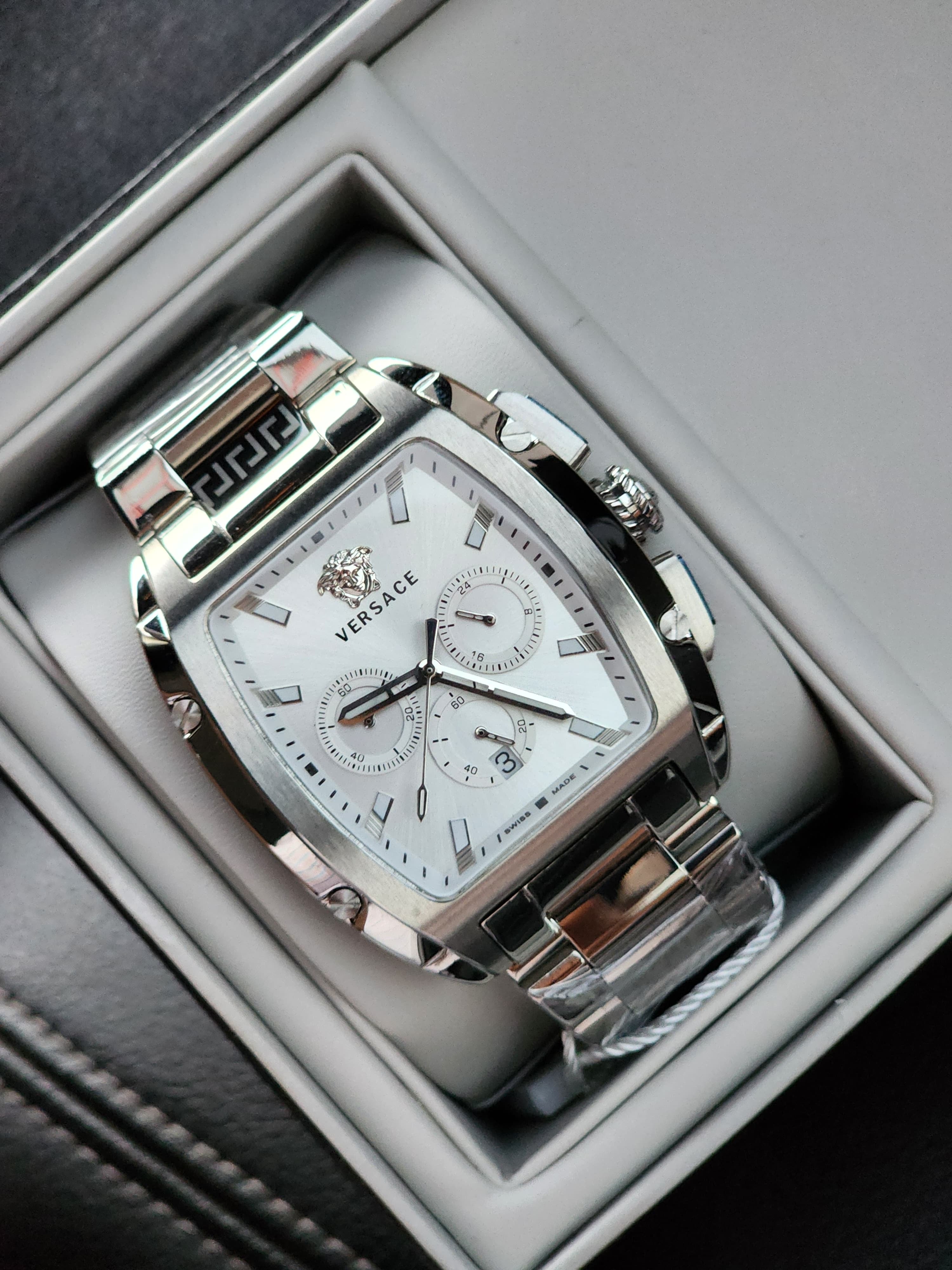 Versace Watch 5 colors – Whatever.uae