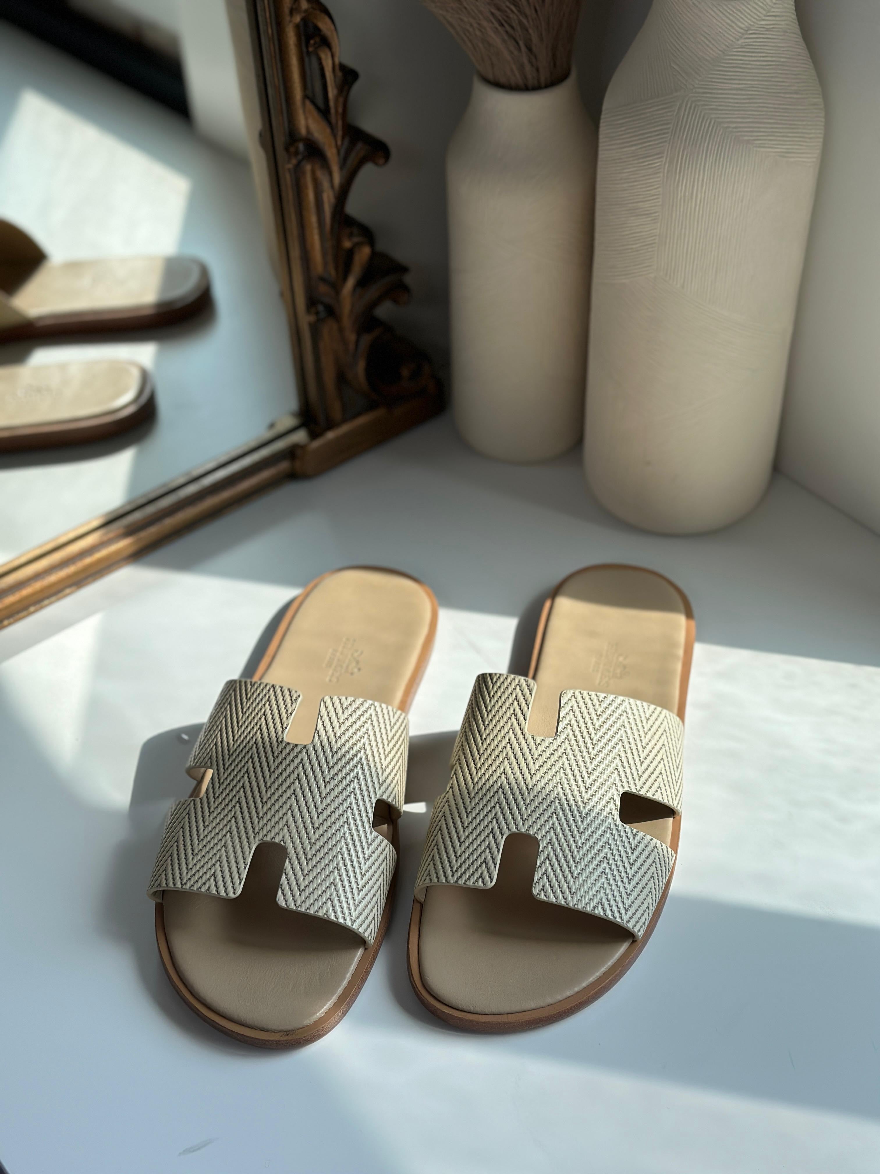 Hermes Slippers – Whatever.uae
