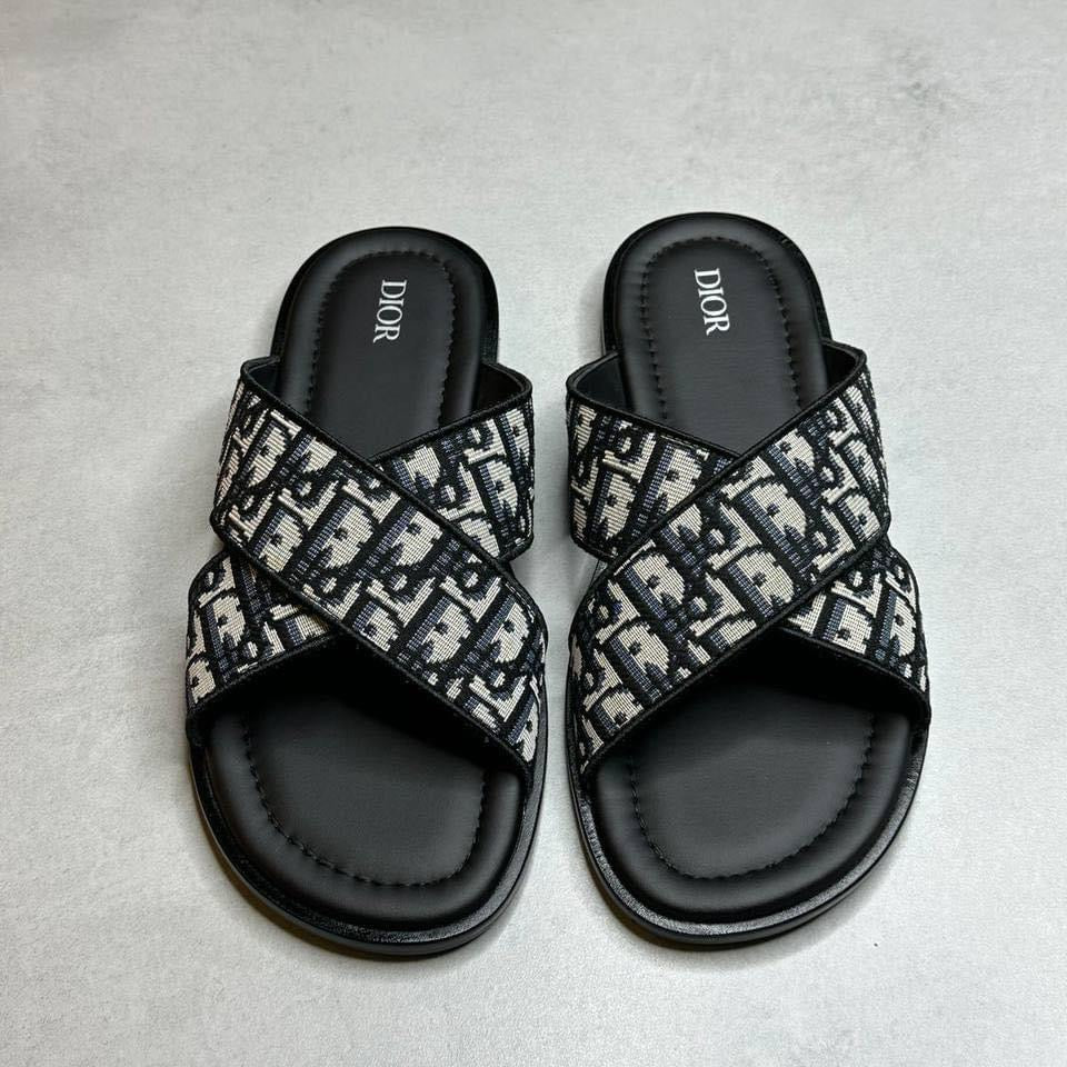 DIOR Slippers – Whatever.uae