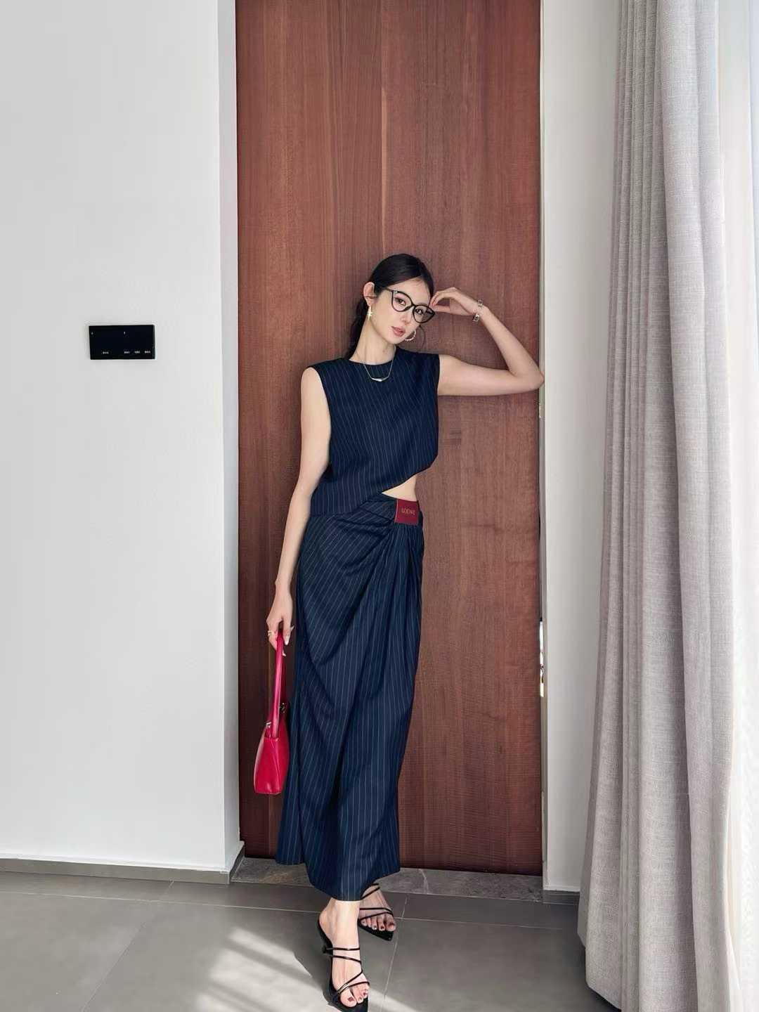 Loewe Set – Whatever.uae